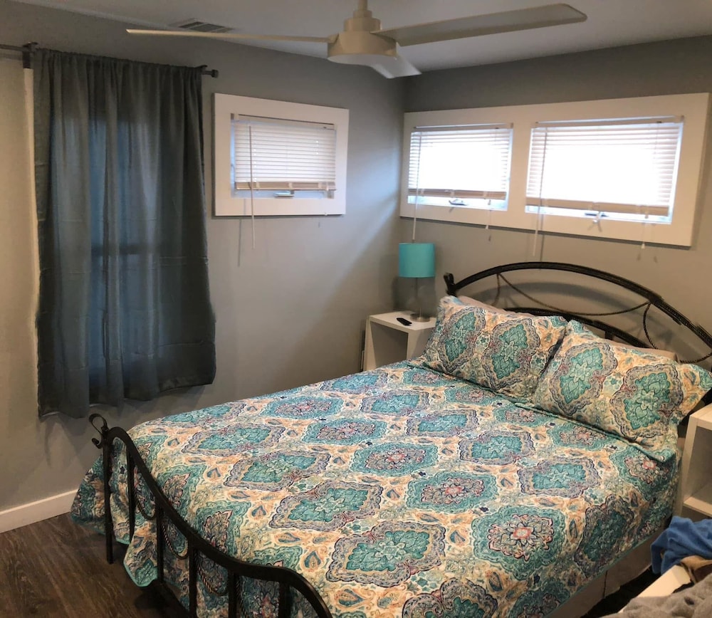 Cozy 4-bedroom house by the Bay in Ortley Beach - Toms River | Vrbo