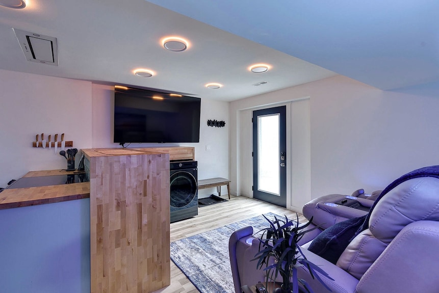 Modern Chic Retreat | Luxe Comfort & Style - 貝爾維尤