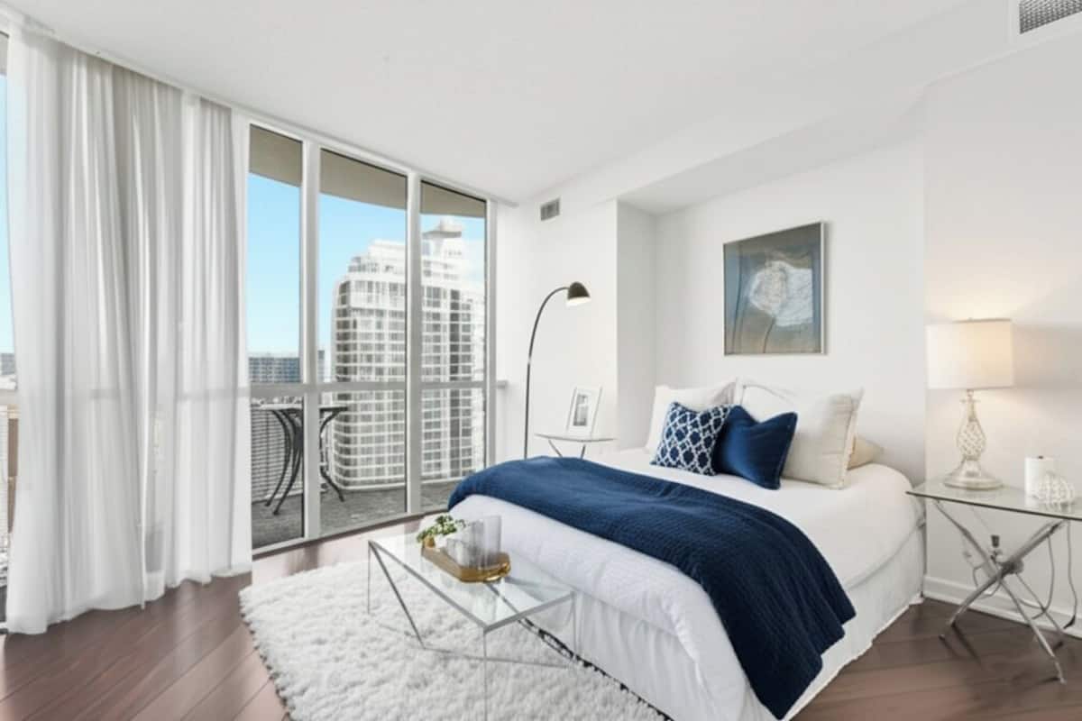Loft grand | 2 quartos, roupas de cama premium, ferros/tábuas de passar roupa