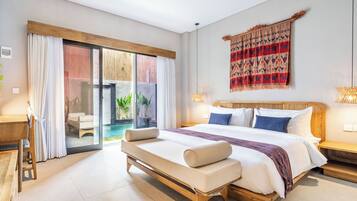 Secretária, secretária adequada para computadores portáteis