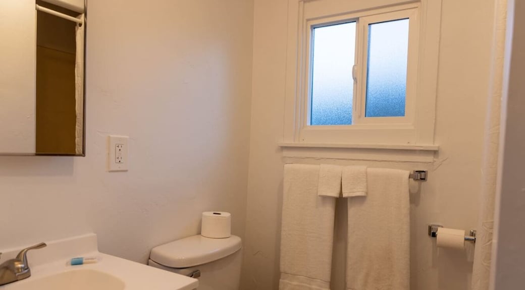 Nostalgic Motel Vibes *Cozy Rooms * Wifi *Room 2 - Prescott, AZ