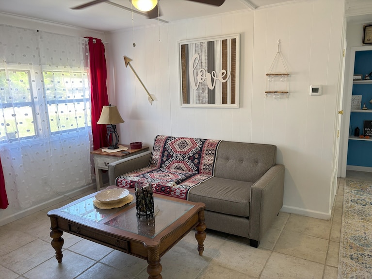 Kid-friendly/ Walk To Playground 2-bedroom House In Gulf Breeze With Wifi And Ac - Pensacola Beach, FL