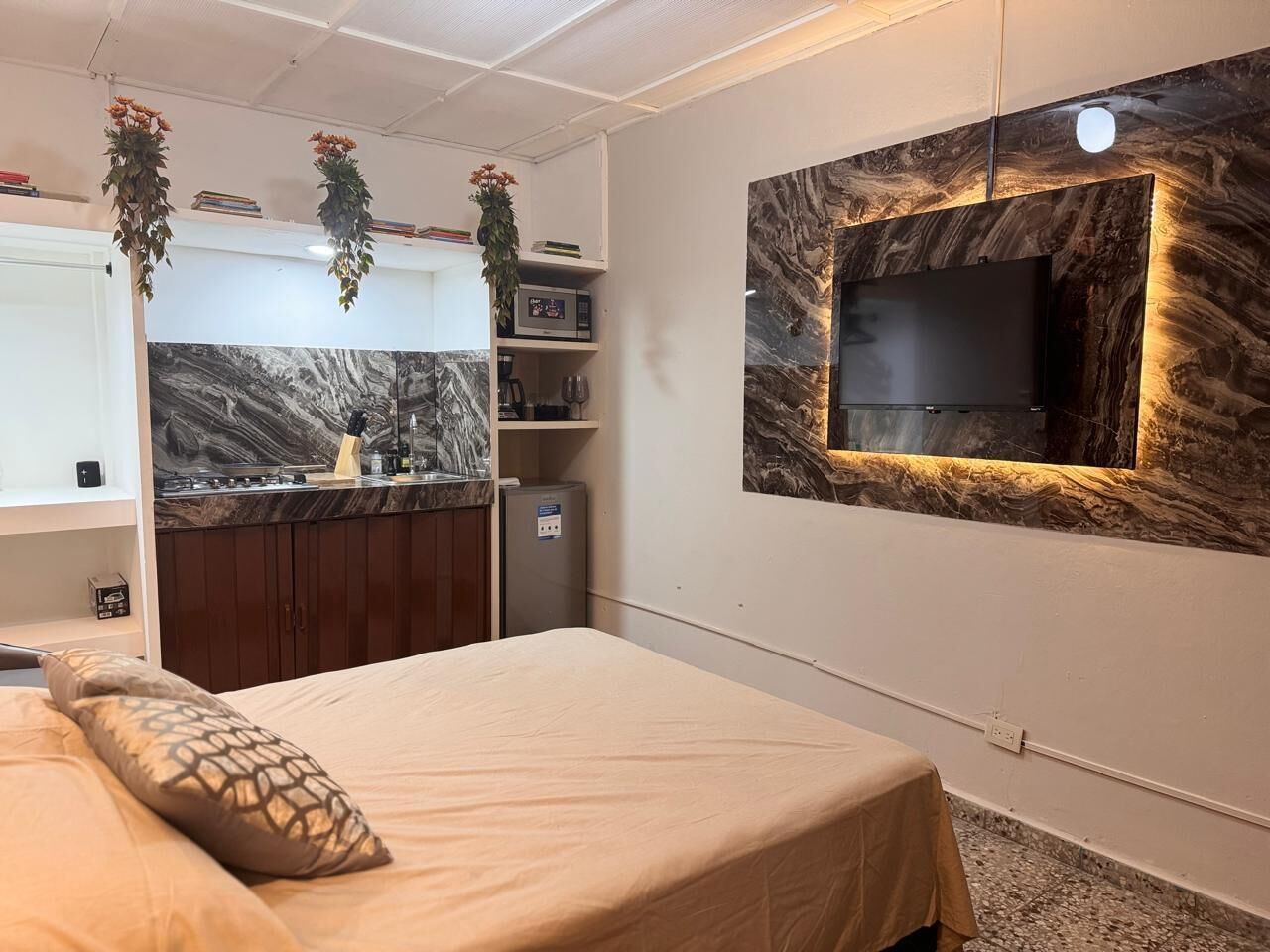 Oasis Studio Presidente/san Benito - San Salvador (El Salvador)