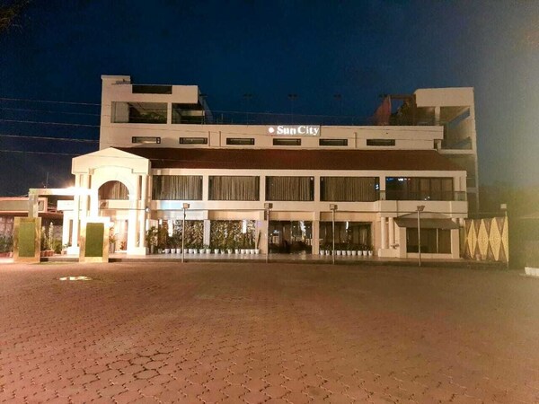 The Grand Sun City Hotel & Resort - Bhopal