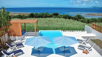 Villa Premier, vista para o oceano | Terraço/pátio interior