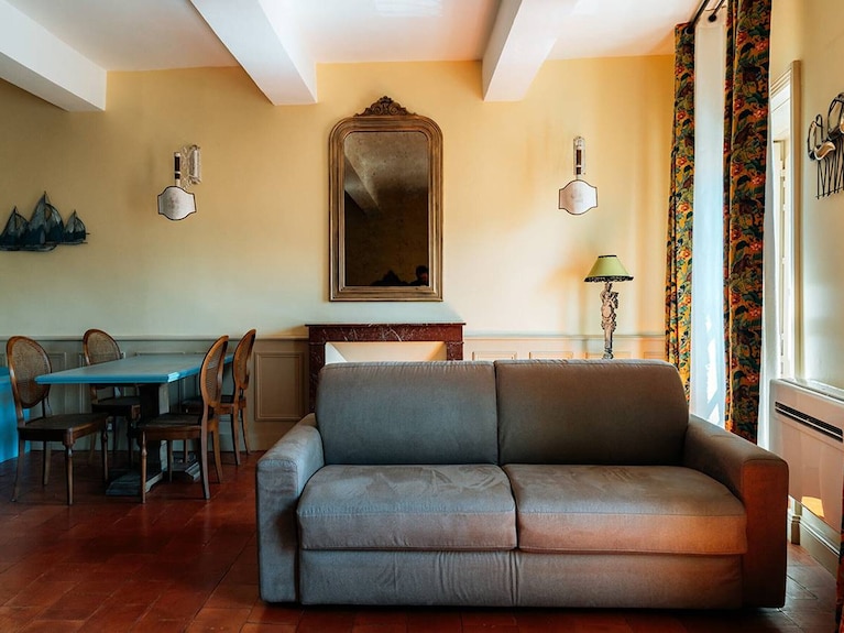 Charming Air-conditioned Apartment, Historic Center Of Pézenas, Pets Welcome - Pézenas
