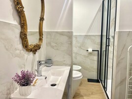 Apartamento família | Banheiro