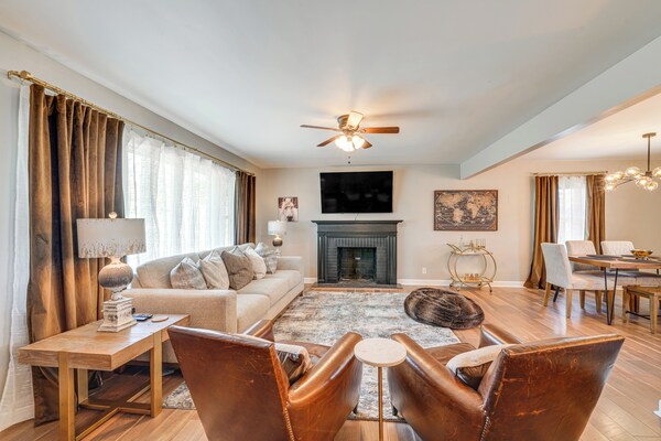 4 Mi To Churchill Downs: Updated Retreat W/ Deck! - Louisville, KY