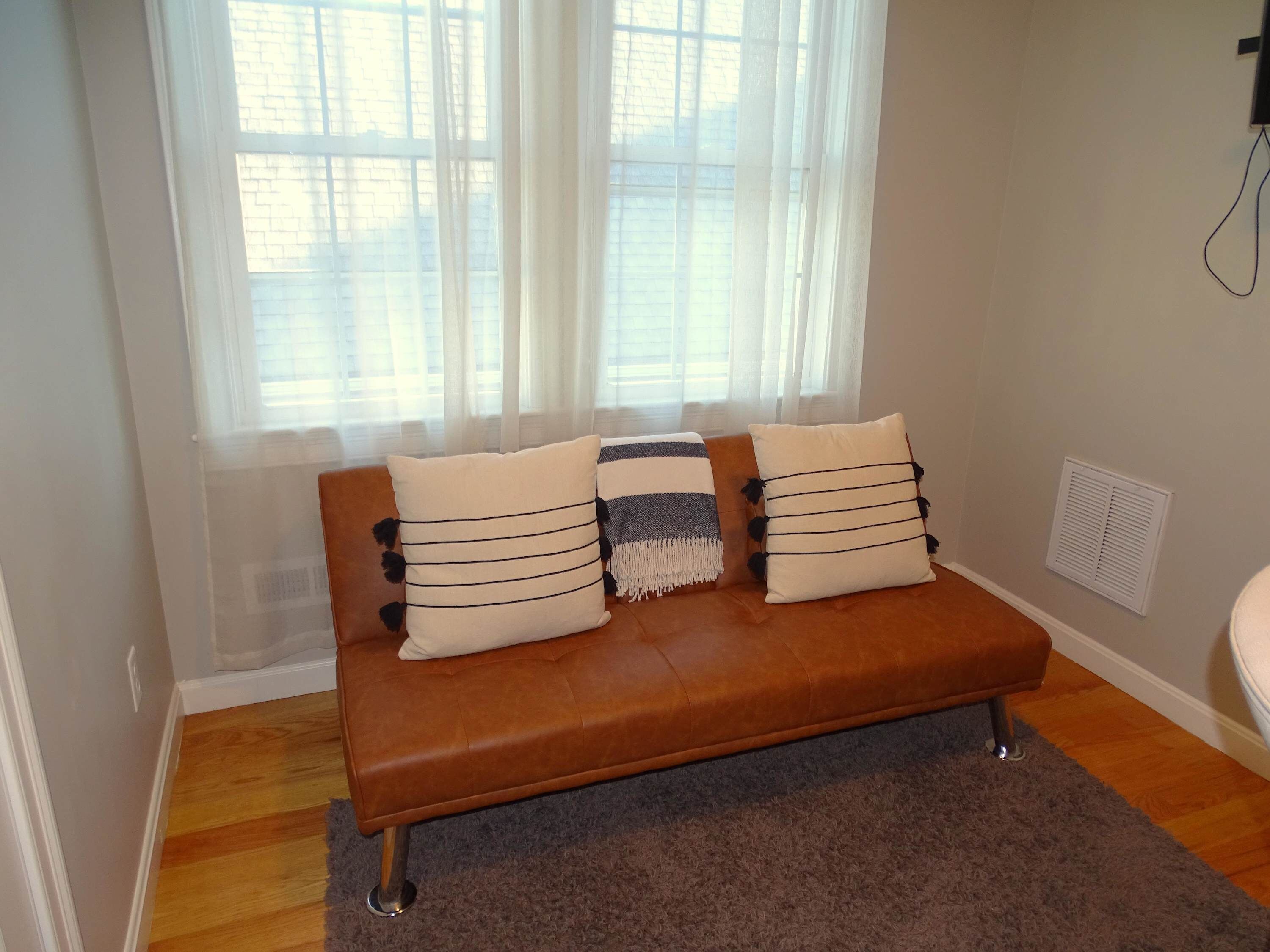 Convenient 2 Bed Apt In Everett A Short Walk To Encore - Encore Boston Harbor