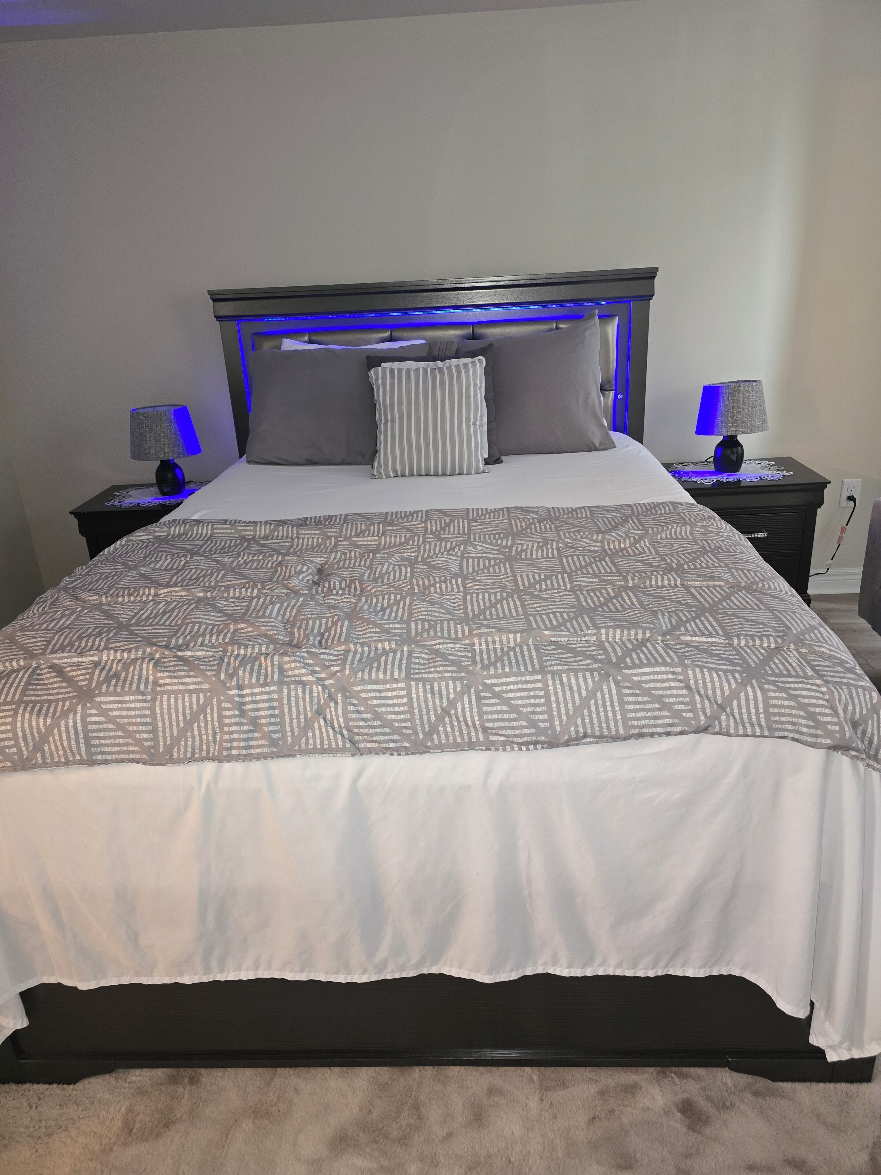 Comfy Modern 1-bedroom Suite In Brampton Entire Place - Caledon, ON, Canada