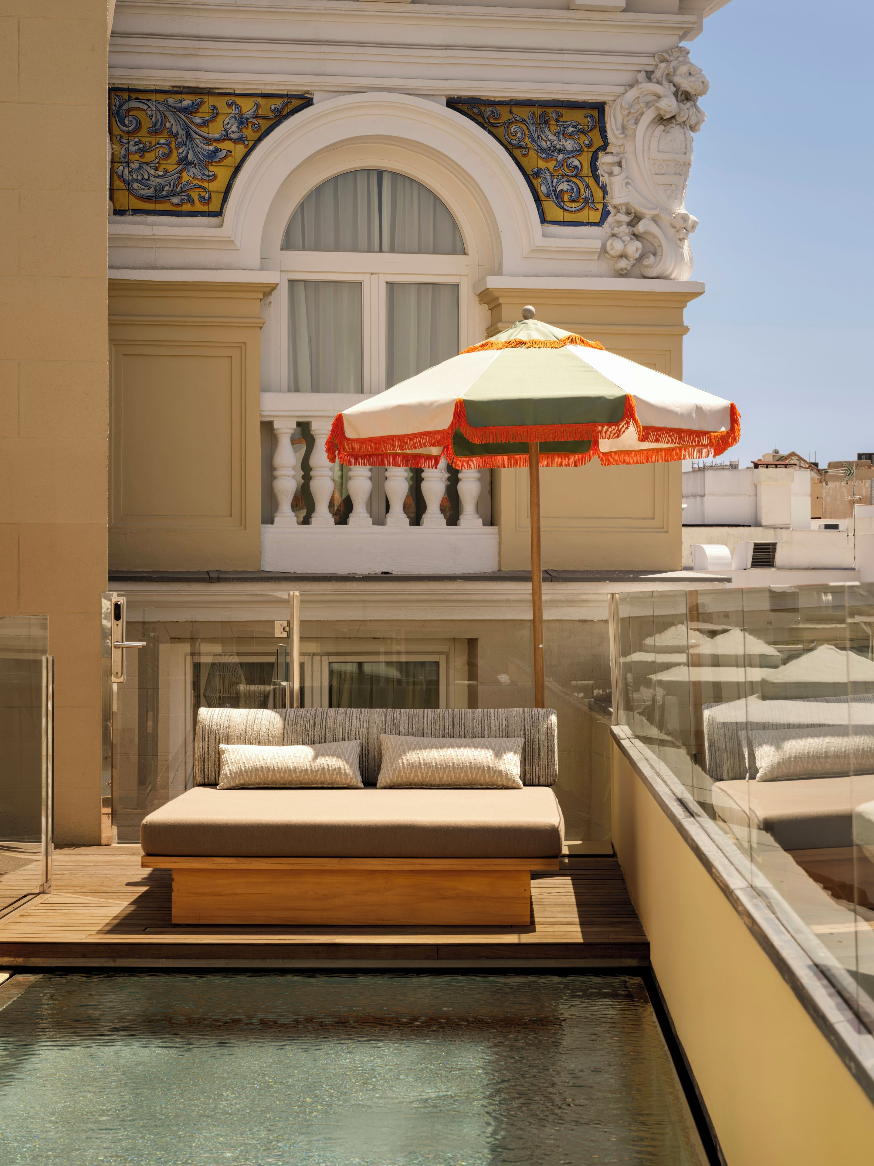 Penthouse (LETRAS, With semi-private pool) | Piscina privativa