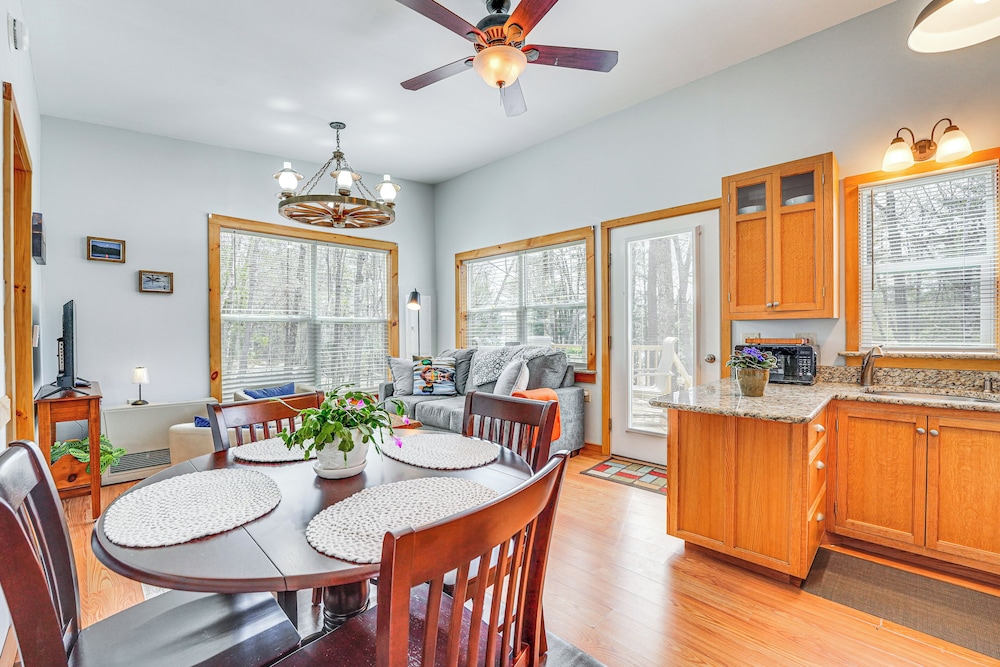 Private Dock & Deck: Tranquil Dam Pond Cottage! - New England