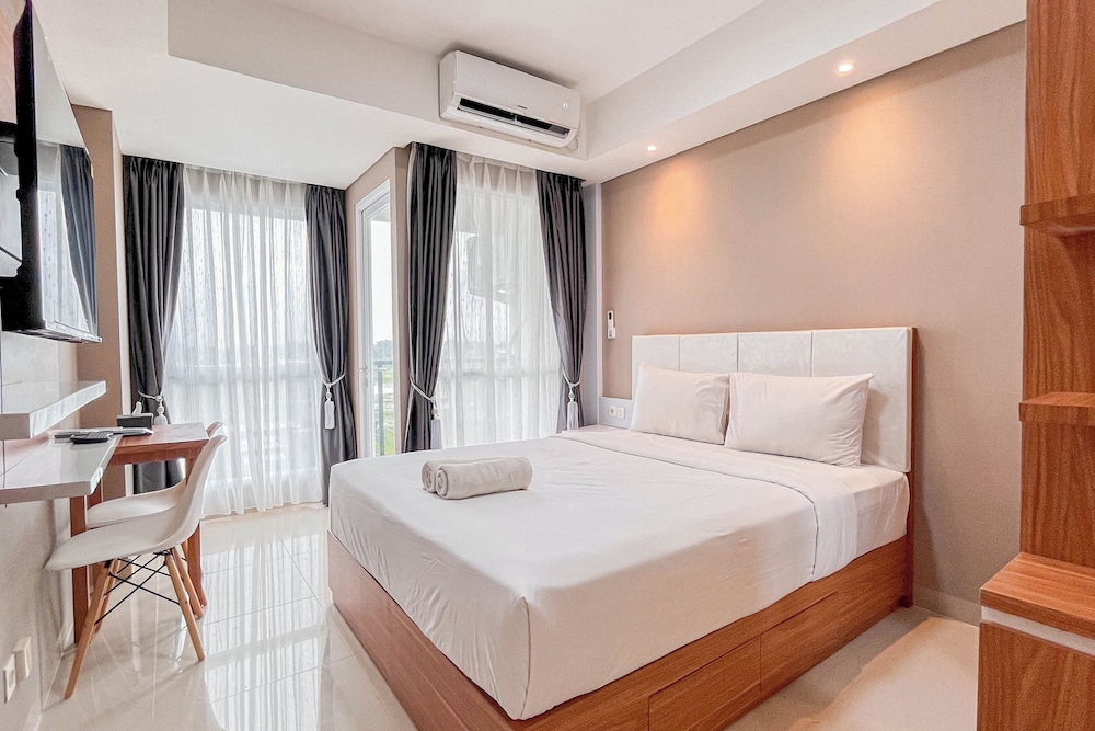 Great Deal Studio Apartment At Tamansari Skylounge Makassar - Makassar