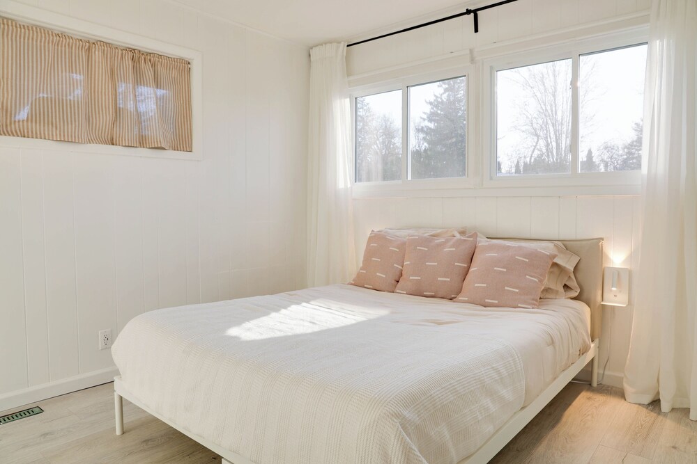 New Renovation 3 minutes to Ambler downtown & train station to ...