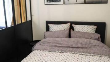 Suite-Estúdio Superior, 1 cama de casal e sofá-cama, não fumadores, cozinha | Roupa hipoalergénica, camas de colchão Select Comfort, Wi-fi grátis