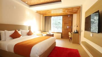 Quarto Premium | Secretária adequada para computadores portáteis, Wi-fi grátis