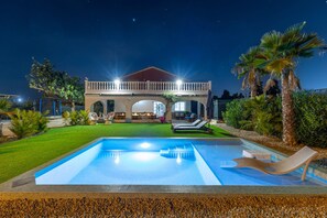 Piscina externa