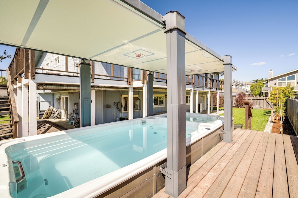 Walk To Poplar Beach: Cozy Coastal Getaway W/ Yard - Half Moon Bay, CA