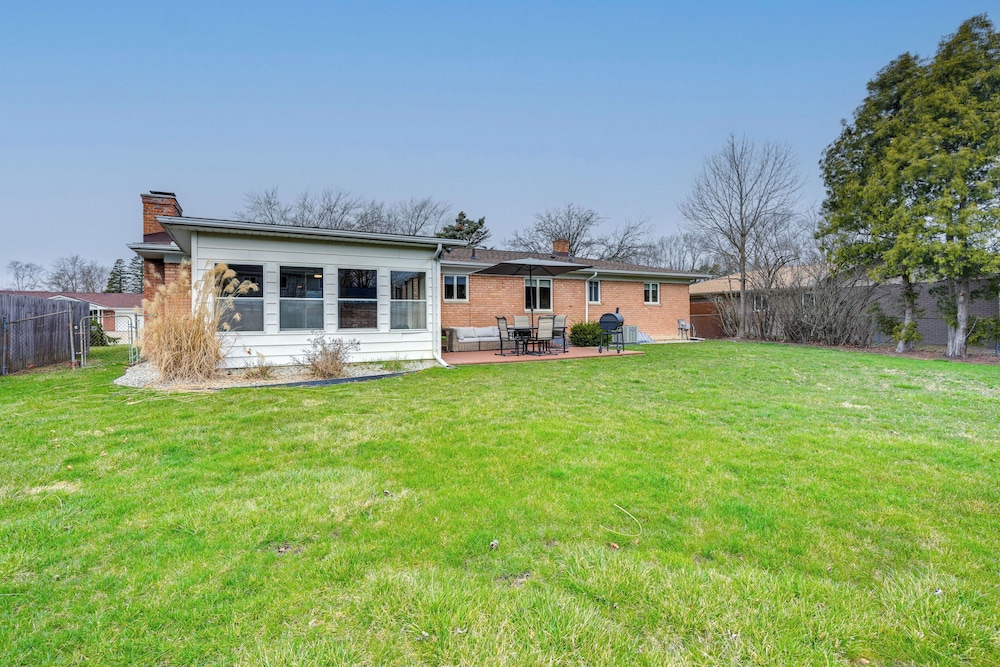 3 Mi To Dtwn Saginaw: Spacious & Updated Home! - Saginaw, MI