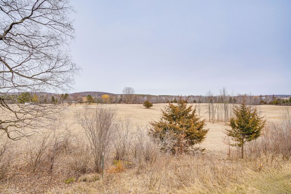 Road America Retreat: Modern Villa W/ Garage! - Elkhart Lake, WI