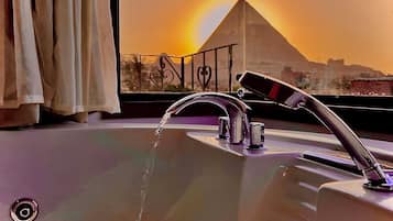 Suite Royal, varanda, vista para a montanha | Vista do quarto