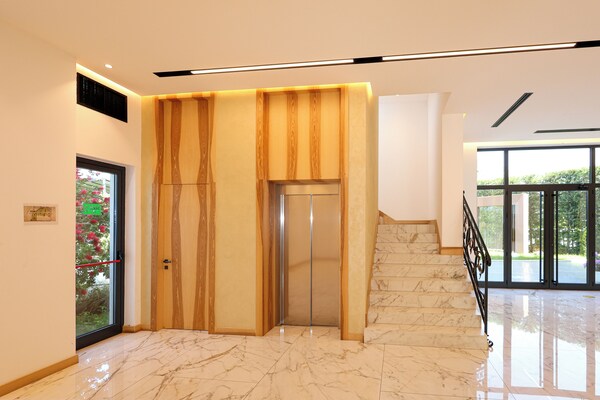 Hotel & Restaurant Grand White City - Berat