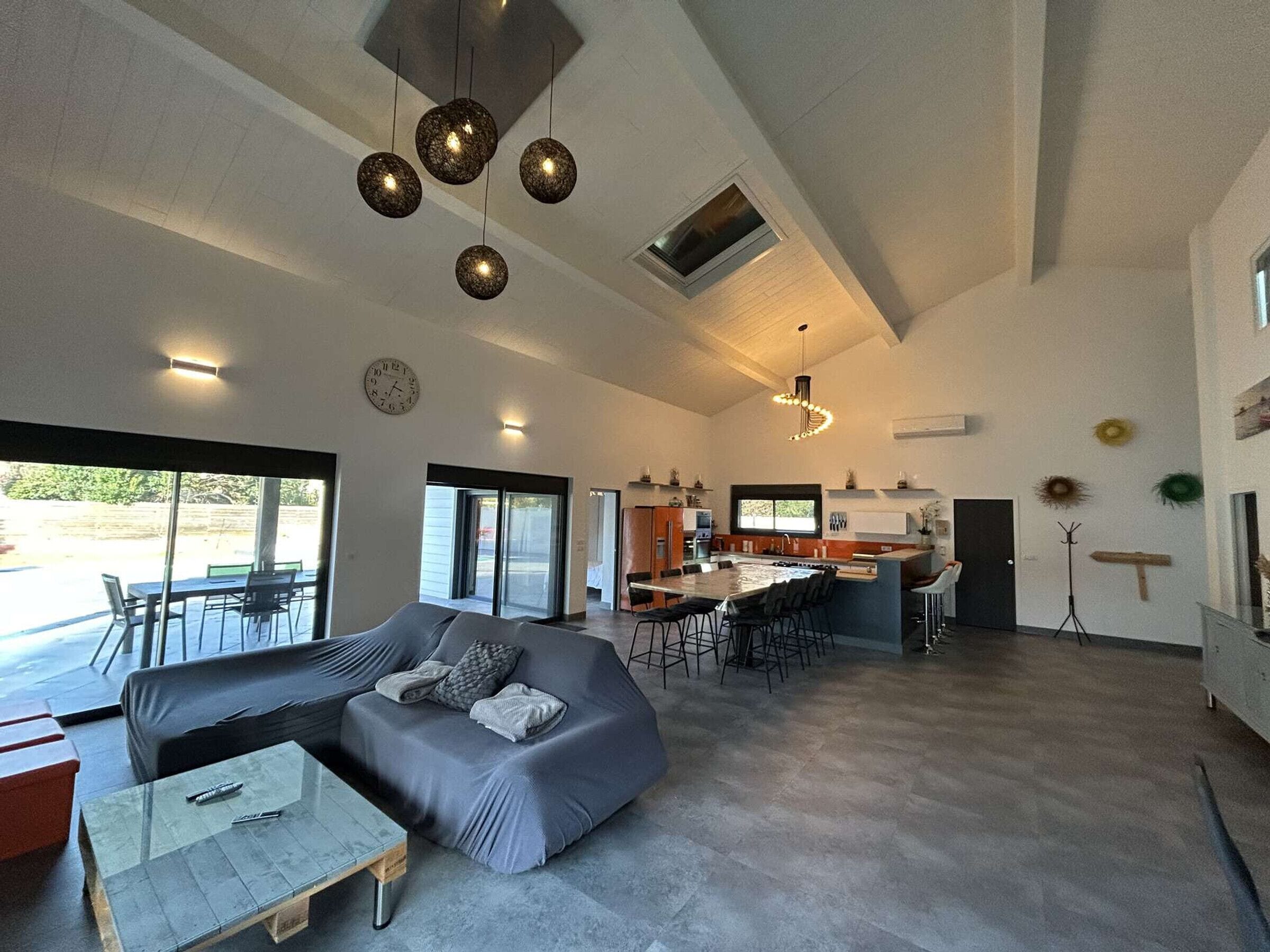 Luxury Villa With Heated Pool Near Ocean In Biscarrosse Plage - Biscarrosse