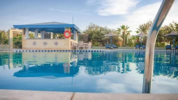 Piscina exterior