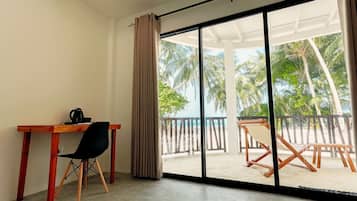 Cofres nos quartos, ferros/tábuas de passar roupa, Wi-Fi de cortesia