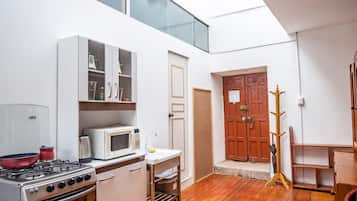 Quarto Duplo Comfort, vista para a montanha | Cozinha privada