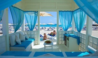 Praia particular, bar na praia 