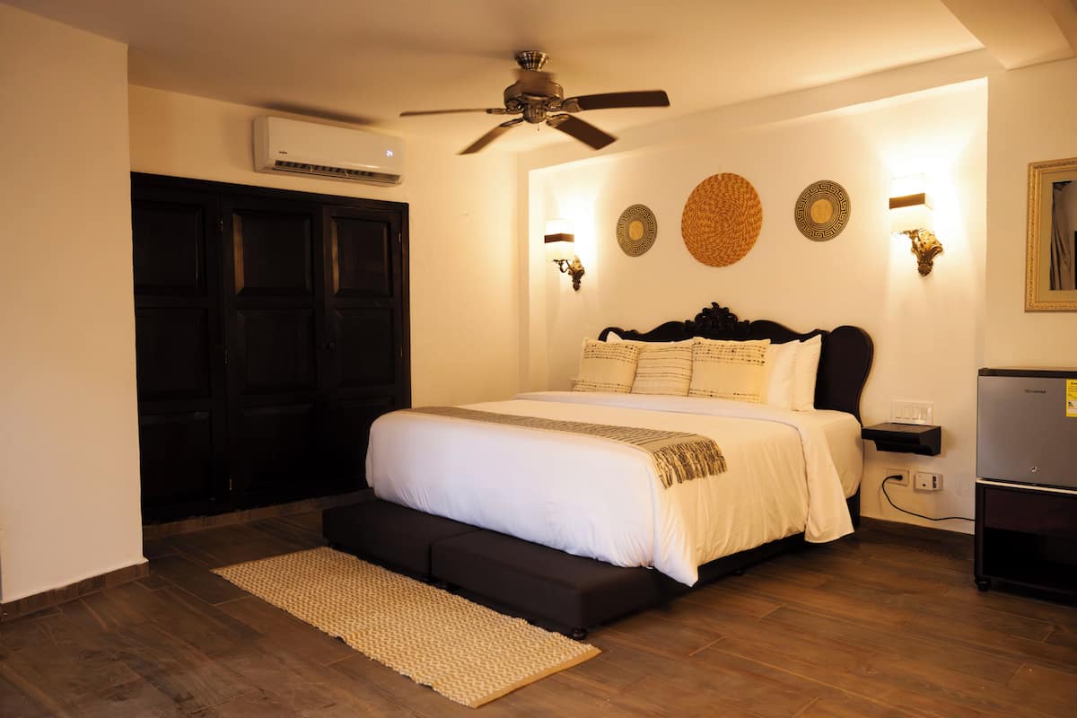 Cofre no quarto, ferro/tábua de engomar, Wi-fi grátis