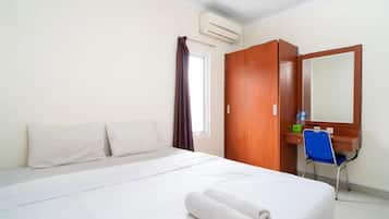 Superior Room | Secretária, secretária adequada para computadores portáteis