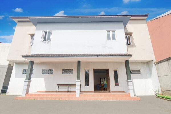 Hotel O Bogor Near Taman Safari Formerly Hotel Rudian 2 - Bogor