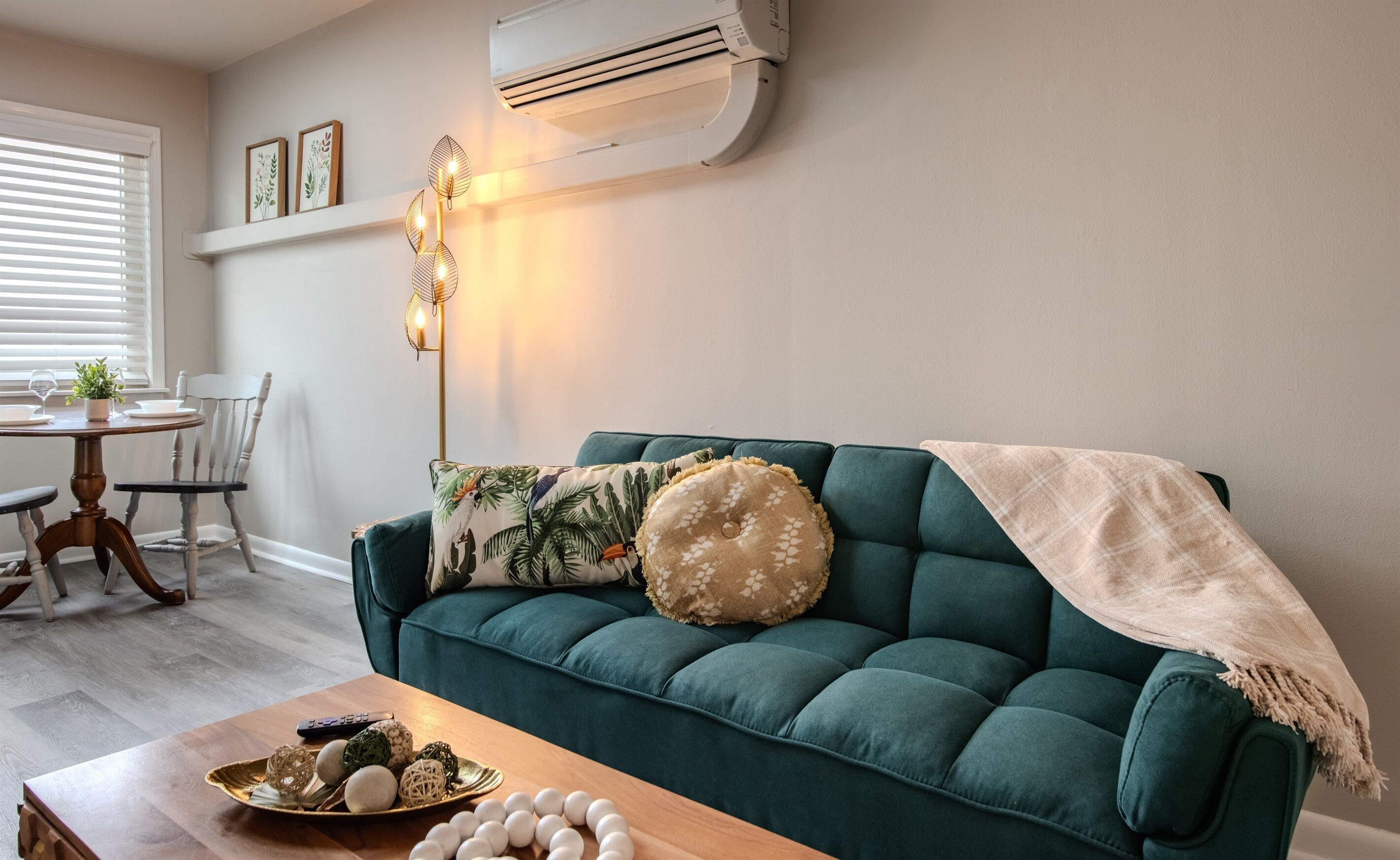 Vulcan's Emerald Hideaway B3 - King Bed/wifi/city - Homewood, AL