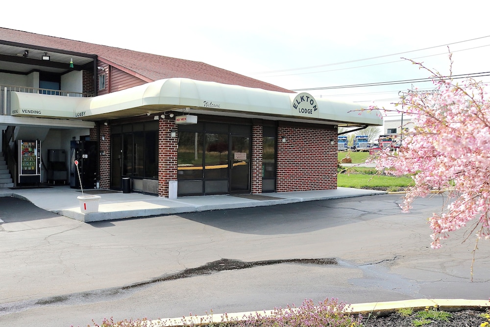 Elkton Lodge - Newark, DE