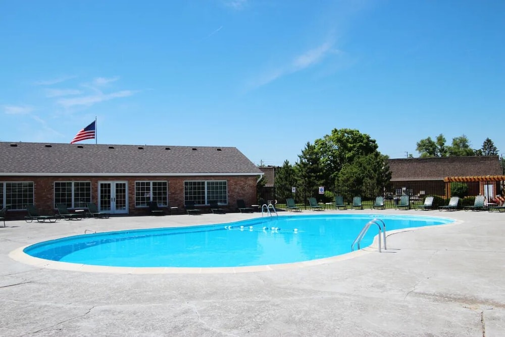 Barsala At A/62 Apartments - Indiana
