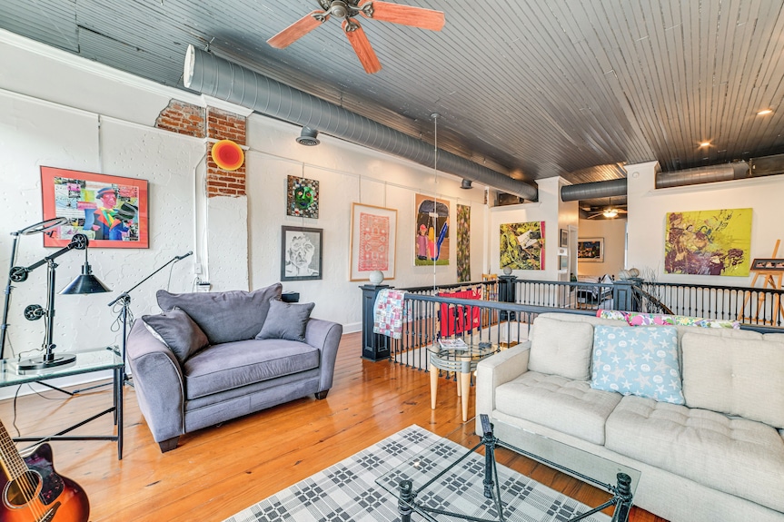 Steps To Historic Riverfront: Chic Dtwn Condo! - Paducah, KY