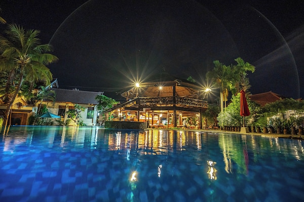 The Central Lovina Hotel & Restaurant - Buleleng