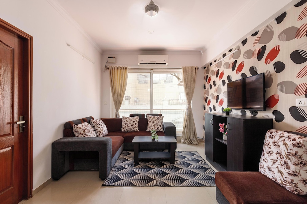 The Crimson Cove15 Min From Blr Palace - Bengaluru