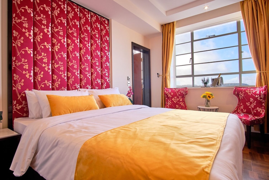 Vibrant Oban Adventure Begins In Our Welcoming Room, 2 Family Rooms - 奧本