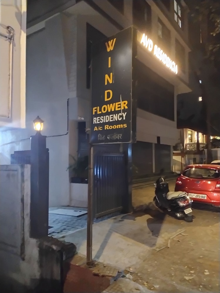Wind Flower - Mumbai