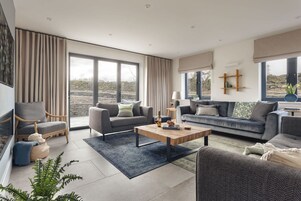 Casa | 5 quartos, internet de alta velocidade 