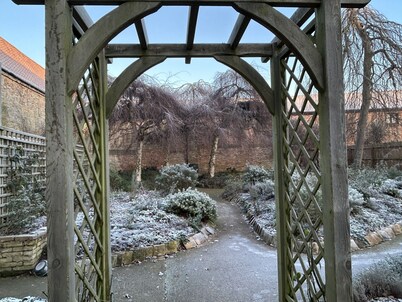 Peacocks Tearoom and Fine B&B