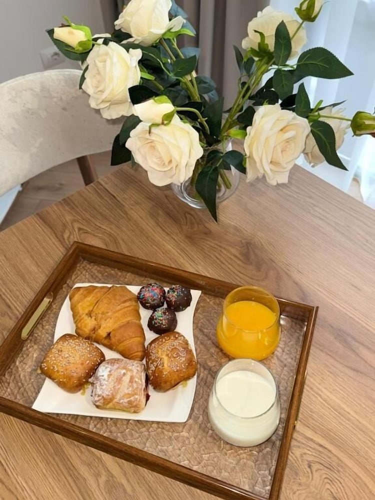 Hotel La Rosa - Tirana