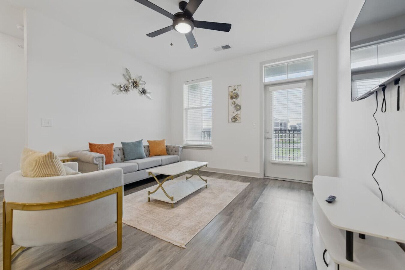 Modern King Bed | Relax & Stay - Zionsville, IN