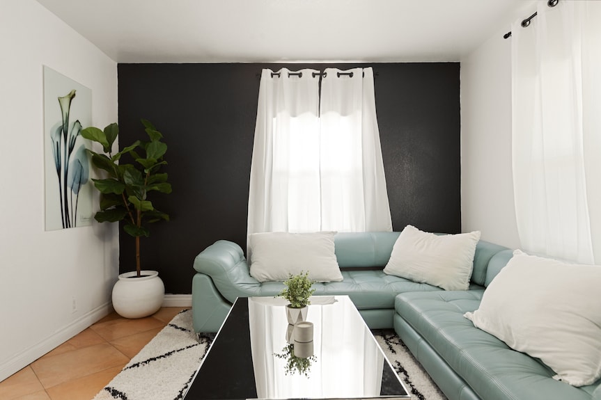 Prestine Pet Friendly Home Near Ontario Airport- Convection Center - Rancho Cucamonga, CA