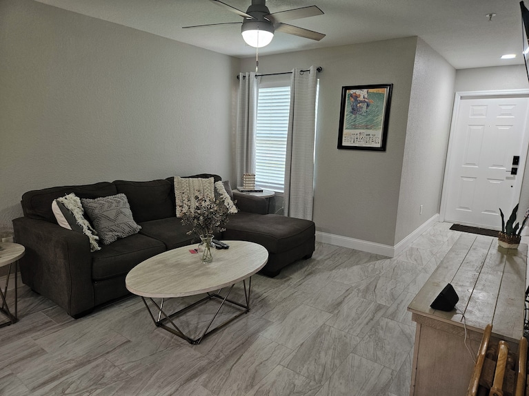 Bradenton Condo Short Drive From Gorgeous Anna Maria Island, Near Img - Bradenton, FL