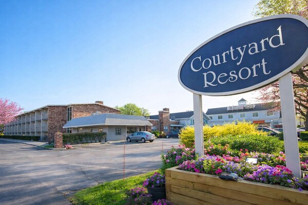 코트야드 리조트 - 코드 곶