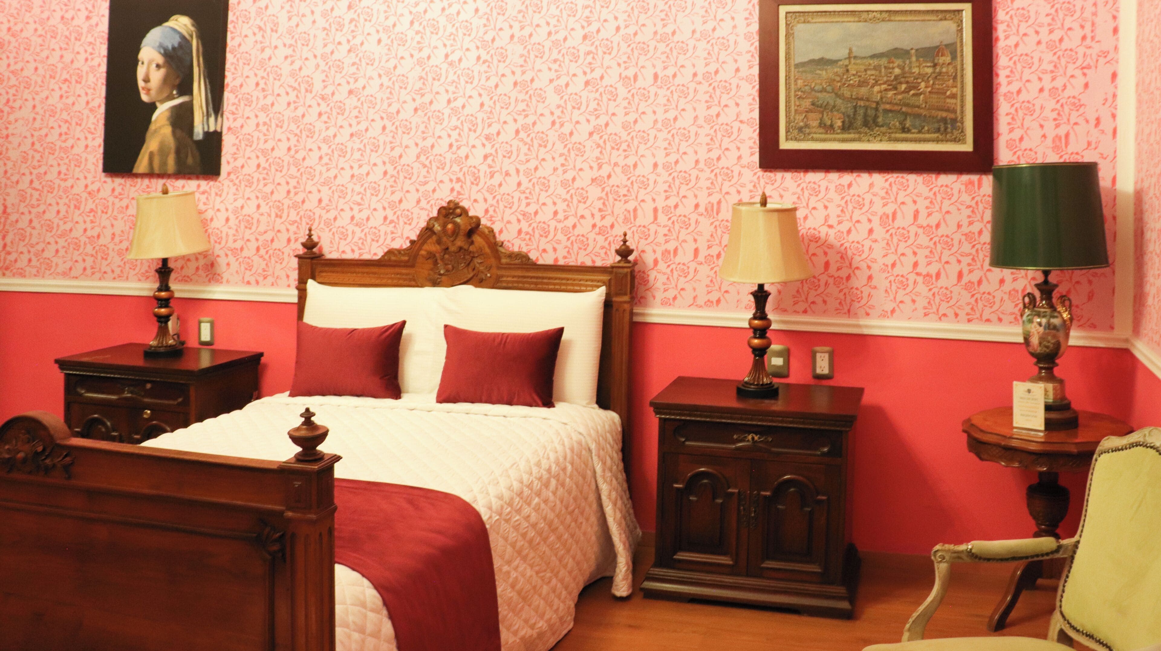 Quarto conforto, 1 quarto, vista para a cidade | Roupas de cama premium, cofres nos quartos